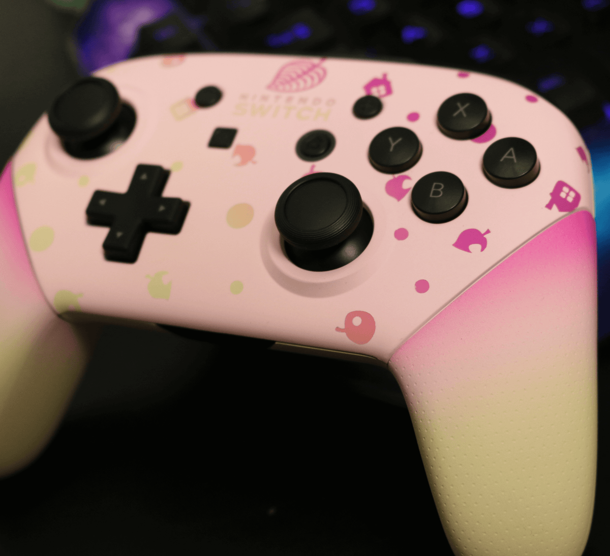 Utopia Getaway – Switch Joy-Con – Custom Controller | Controller Chaos